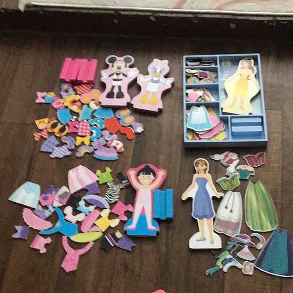 Melissa & Doug | Toys | 69sale Melissa Doug Dress Up Magnetic Belle ...